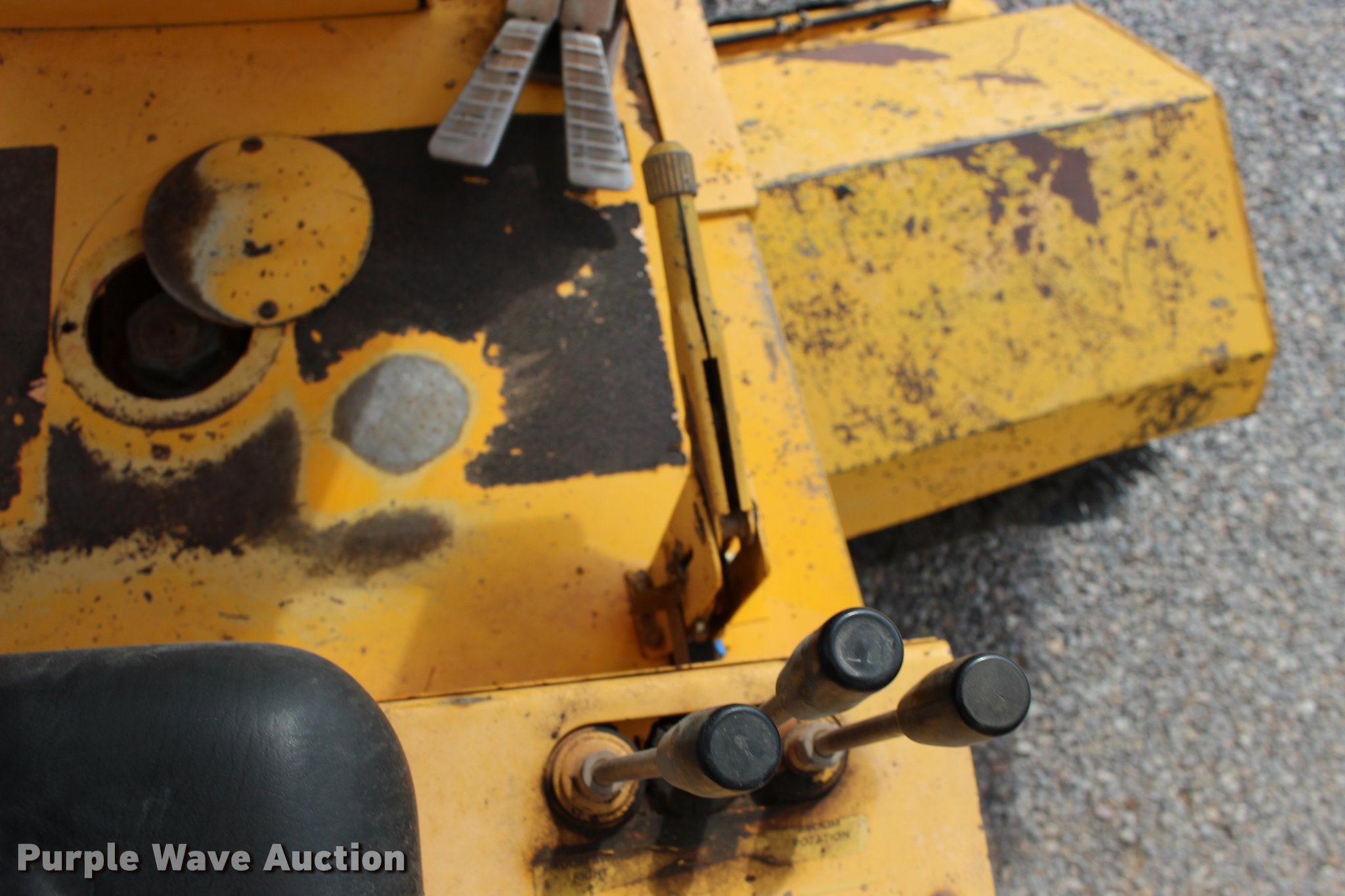 Waldon Sweepmaster 250 broom in Edmond, OK | Item DB0018 sold | Purple Wave