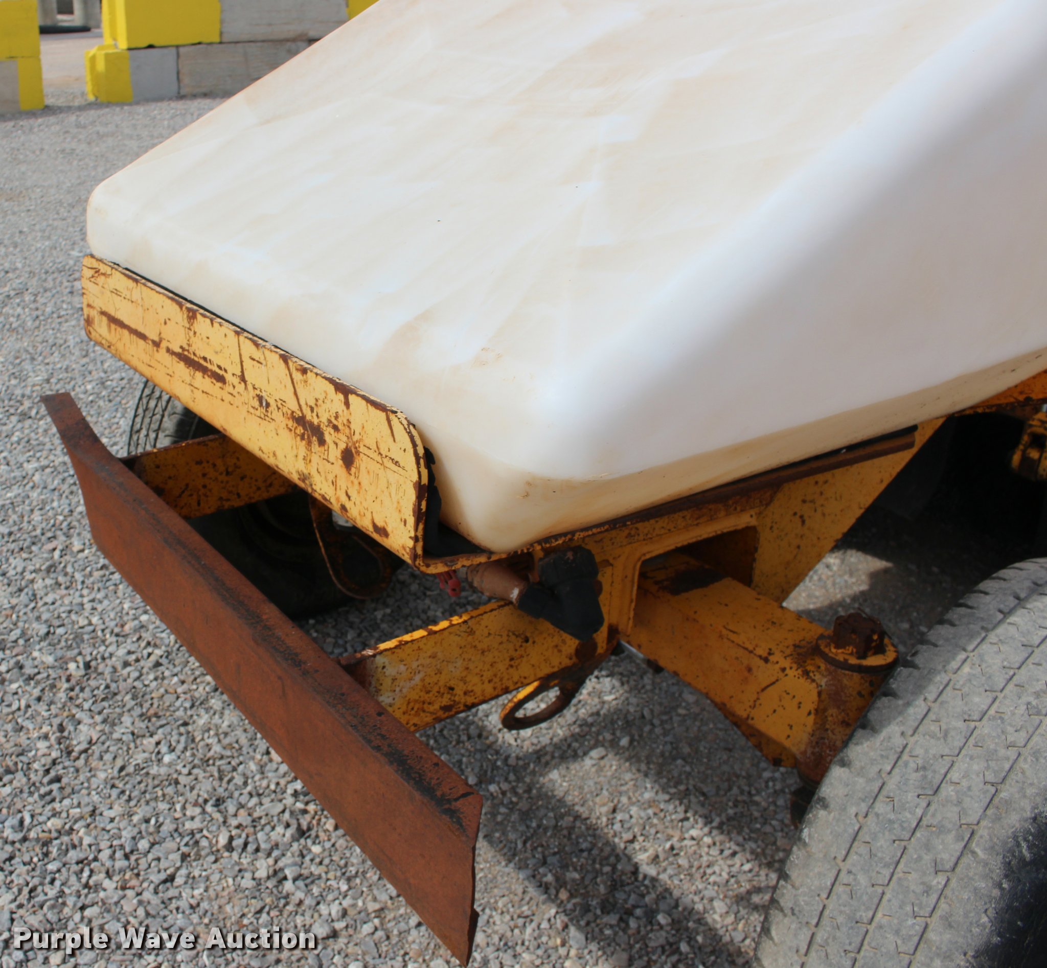 Waldon Sweepmaster 250 broom in Edmond, OK | Item DB0018 sold | Purple Wave