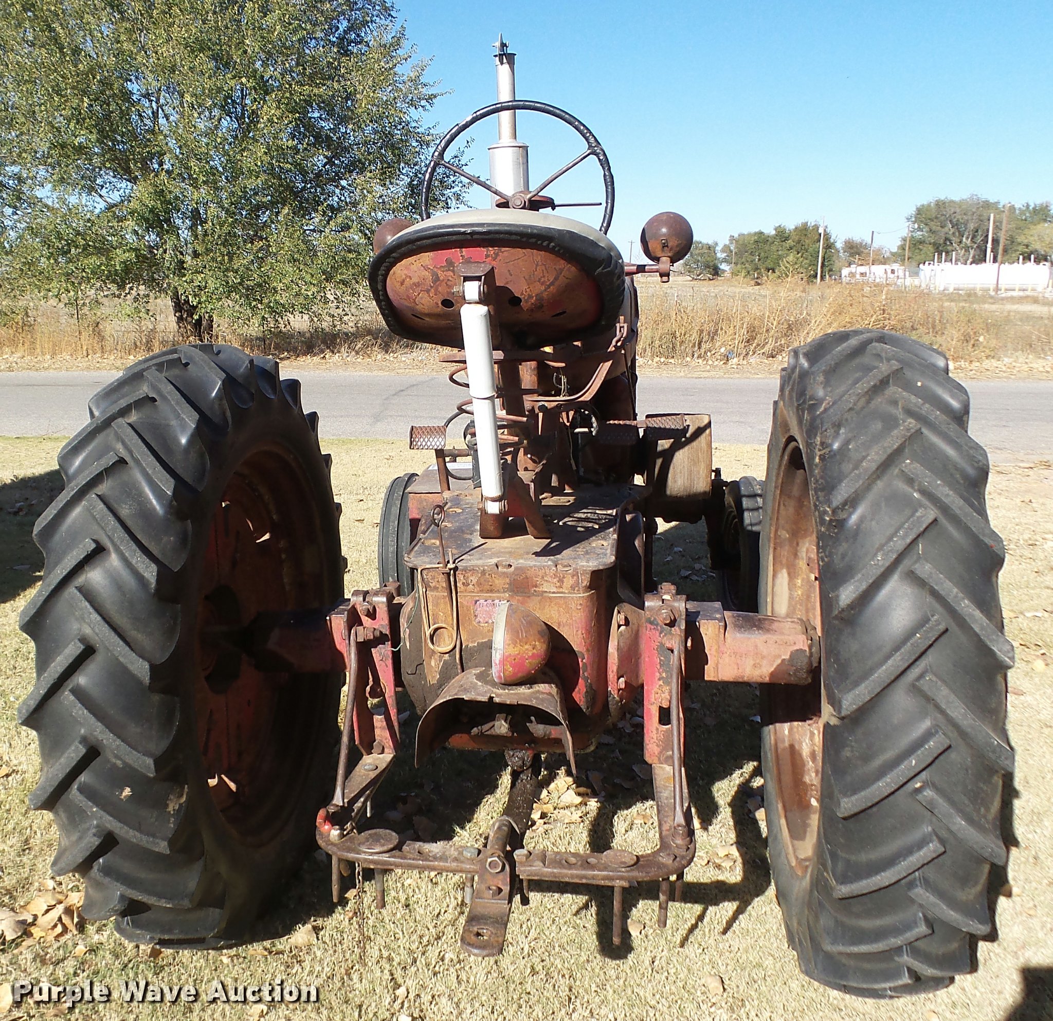 1942 Farmall M tractor in Laverne, OK | Item DA4746 sold | Purple Wave