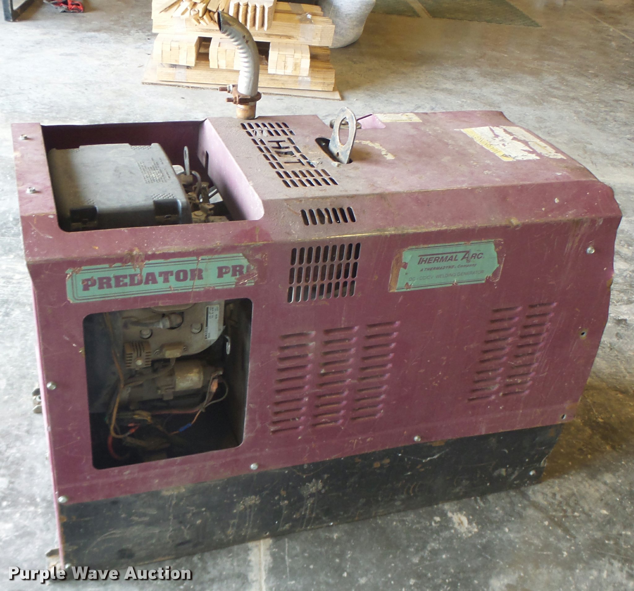 Predator Pro welder in Boonville, MO | Item K5549 sold | Purple Wave