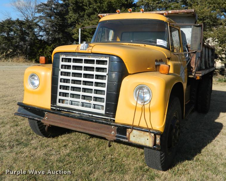 1977 International Loadstar 1700 dump truck in Westfall, KS | Item ...