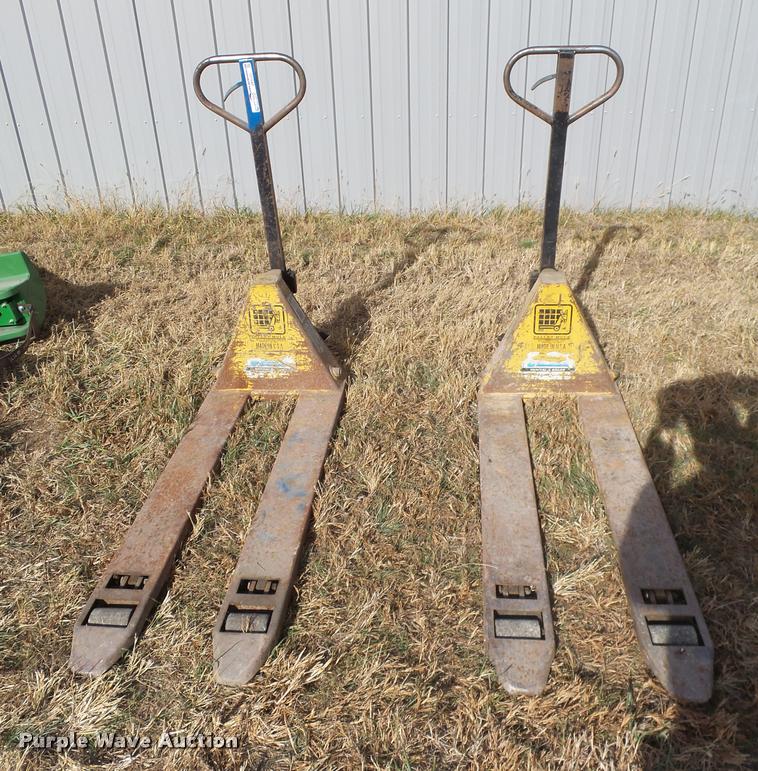 (2) Pallet Mule pallet jacks in Buhler, KS | Item DF9101 sold | Purple Wave