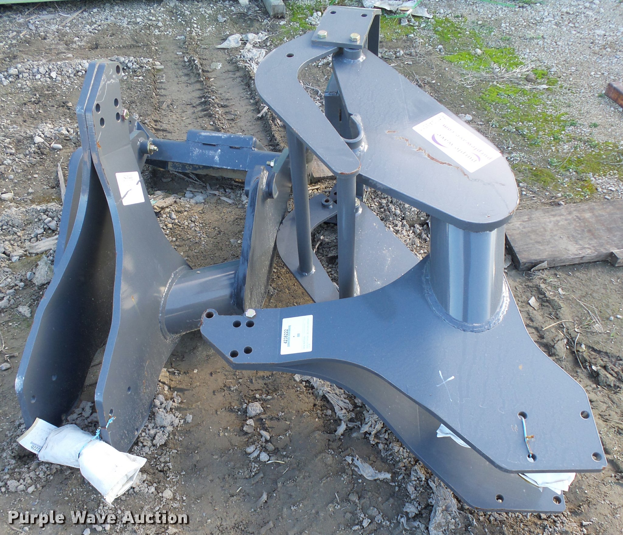 (2) Massey Ferguson loader mounting kits in Dubuque, IA | Item DA3511 ...
