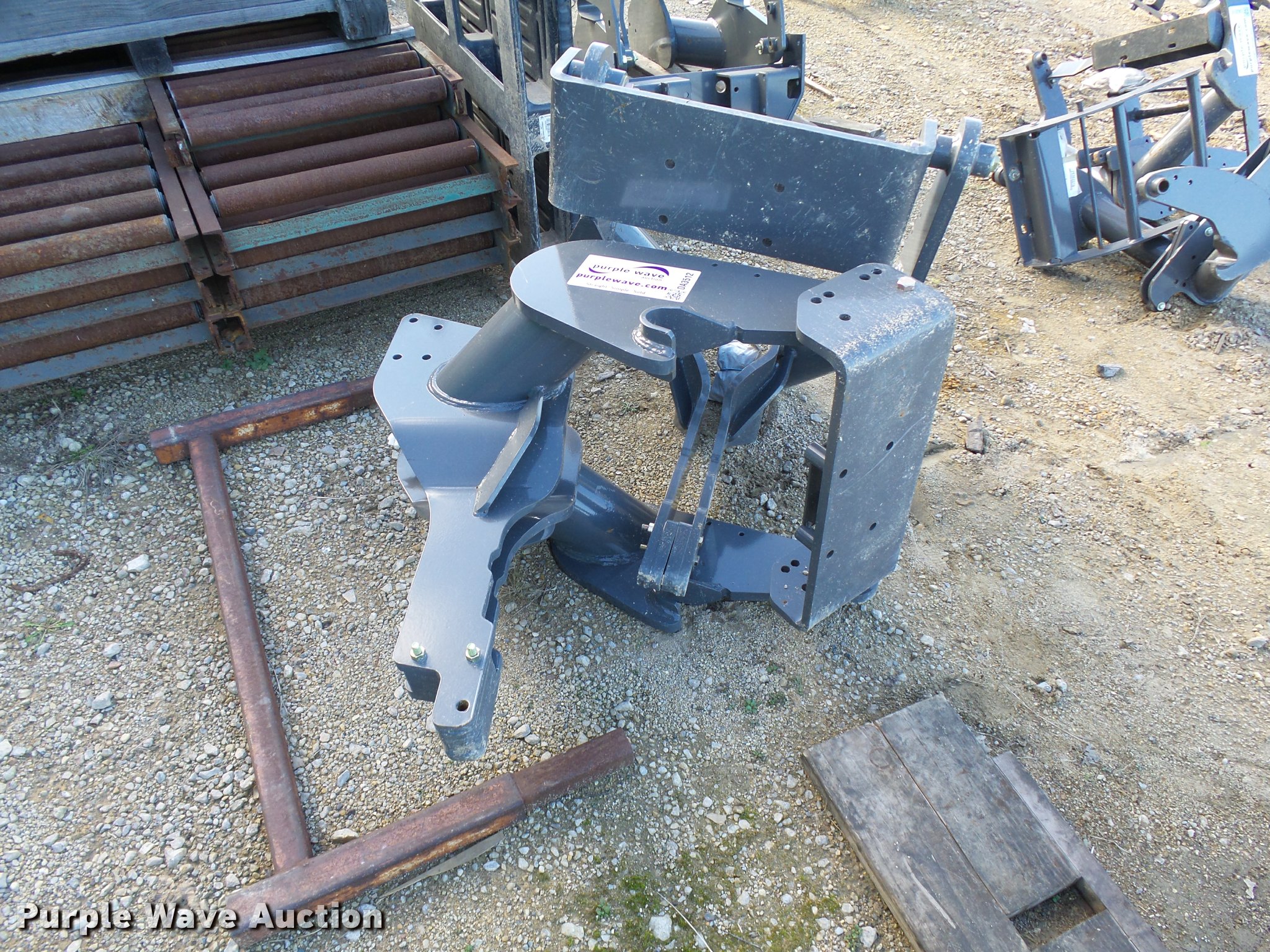 (2) Massey Ferguson loader mounting kits in Dubuque, IA | Item DA3512 ...