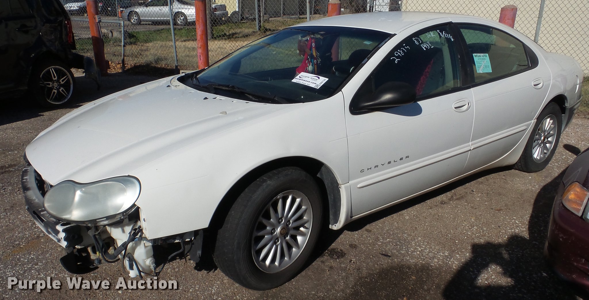2001 Chrysler Concorde in Wichita, KS | Item DA2135 sold | Purple Wave