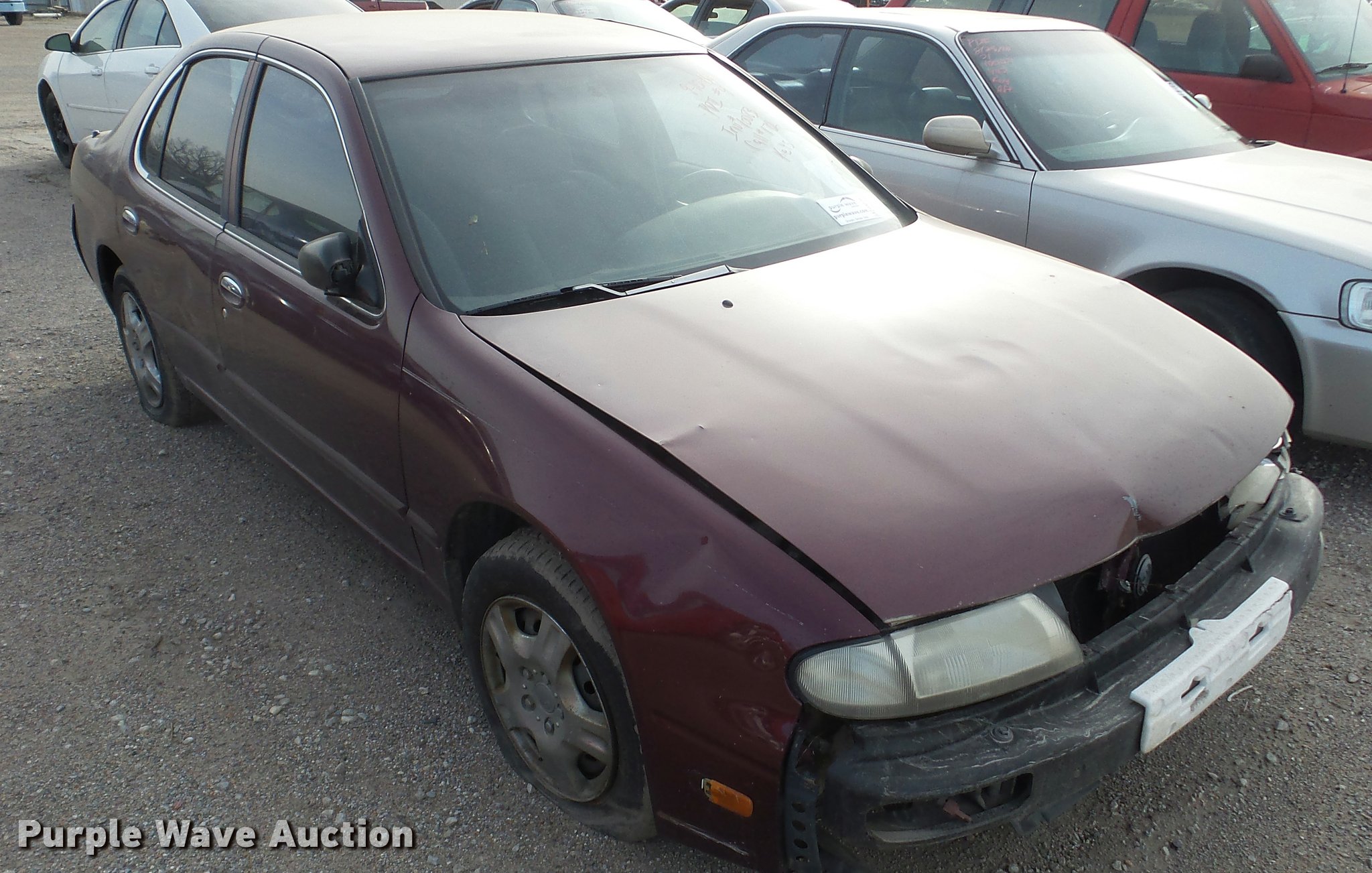 1997 Nissan Altima in Wichita, KS | Item DA2202 sold | Purple Wave