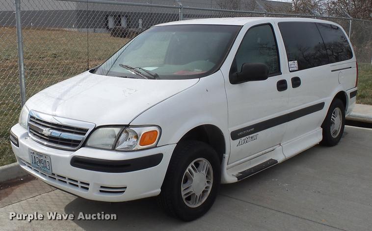 2002 Chevrolet Venture Extended van in Springfield, MO | Item DA5798 ...