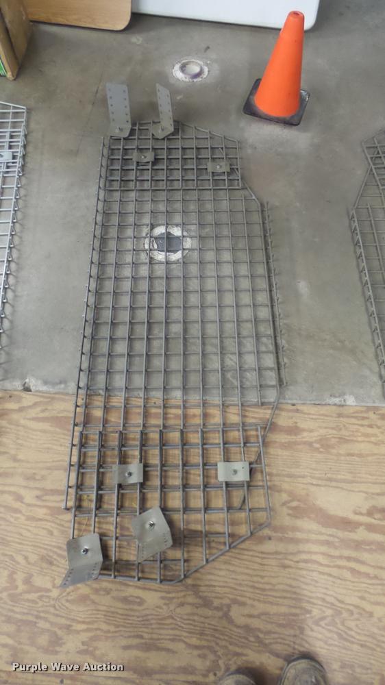 (4) police car cage dividers in Valley Center, KS | Item BU9263 sold ...