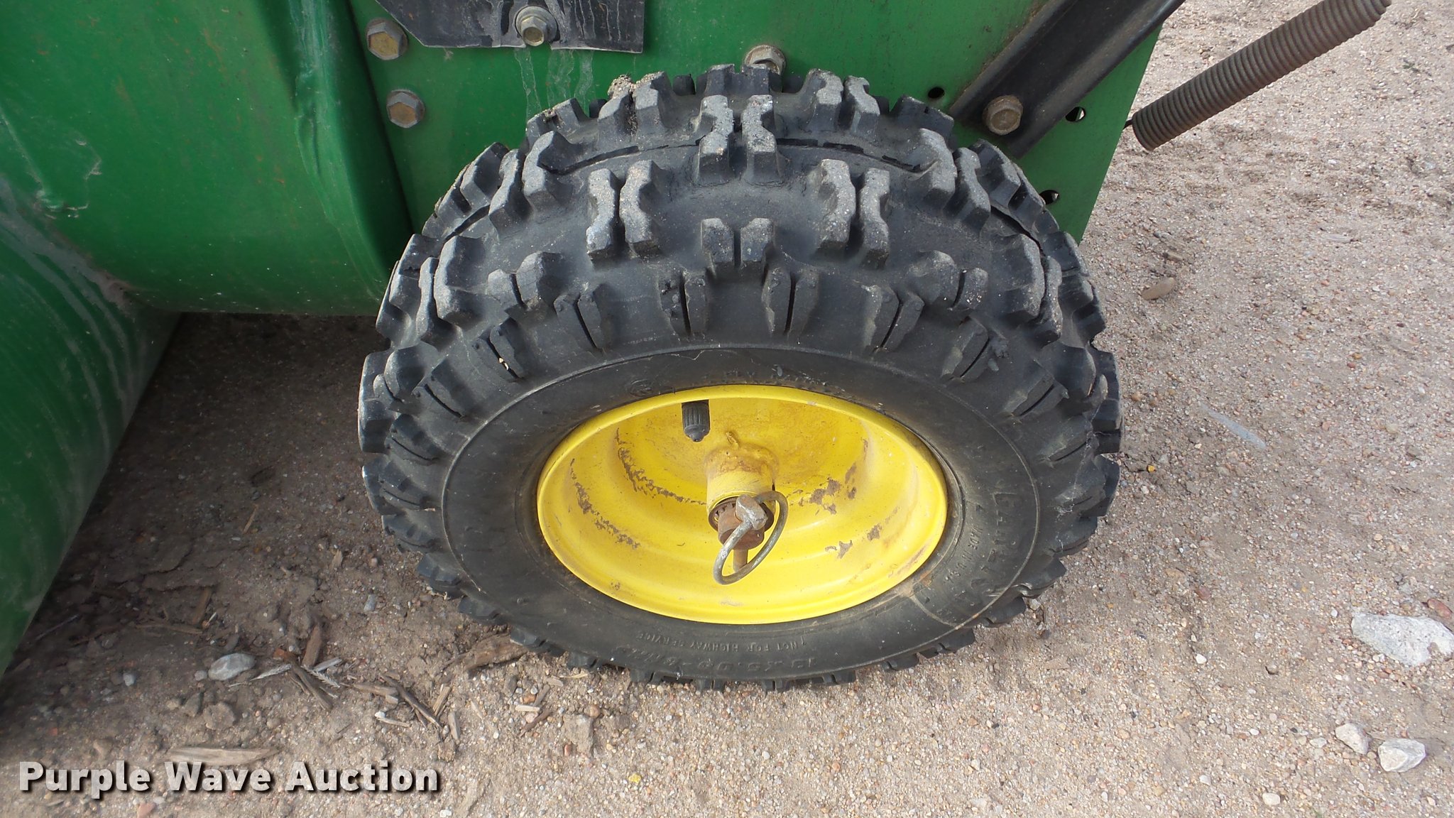 John Deere TRS26 snow blower in Hutchinson, KS | Item DF9235 sold ...