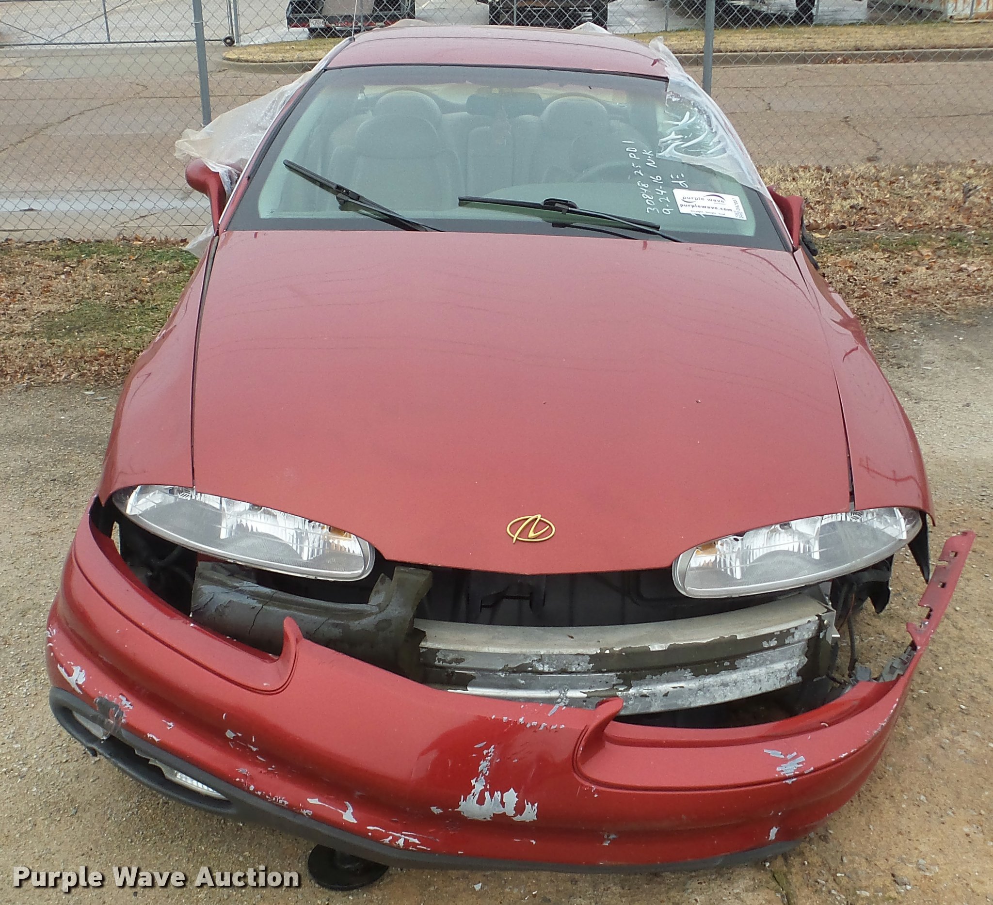 1998 Oldsmobile Aurora in Wichita, KS | Item DA2087 sold | Purple Wave
