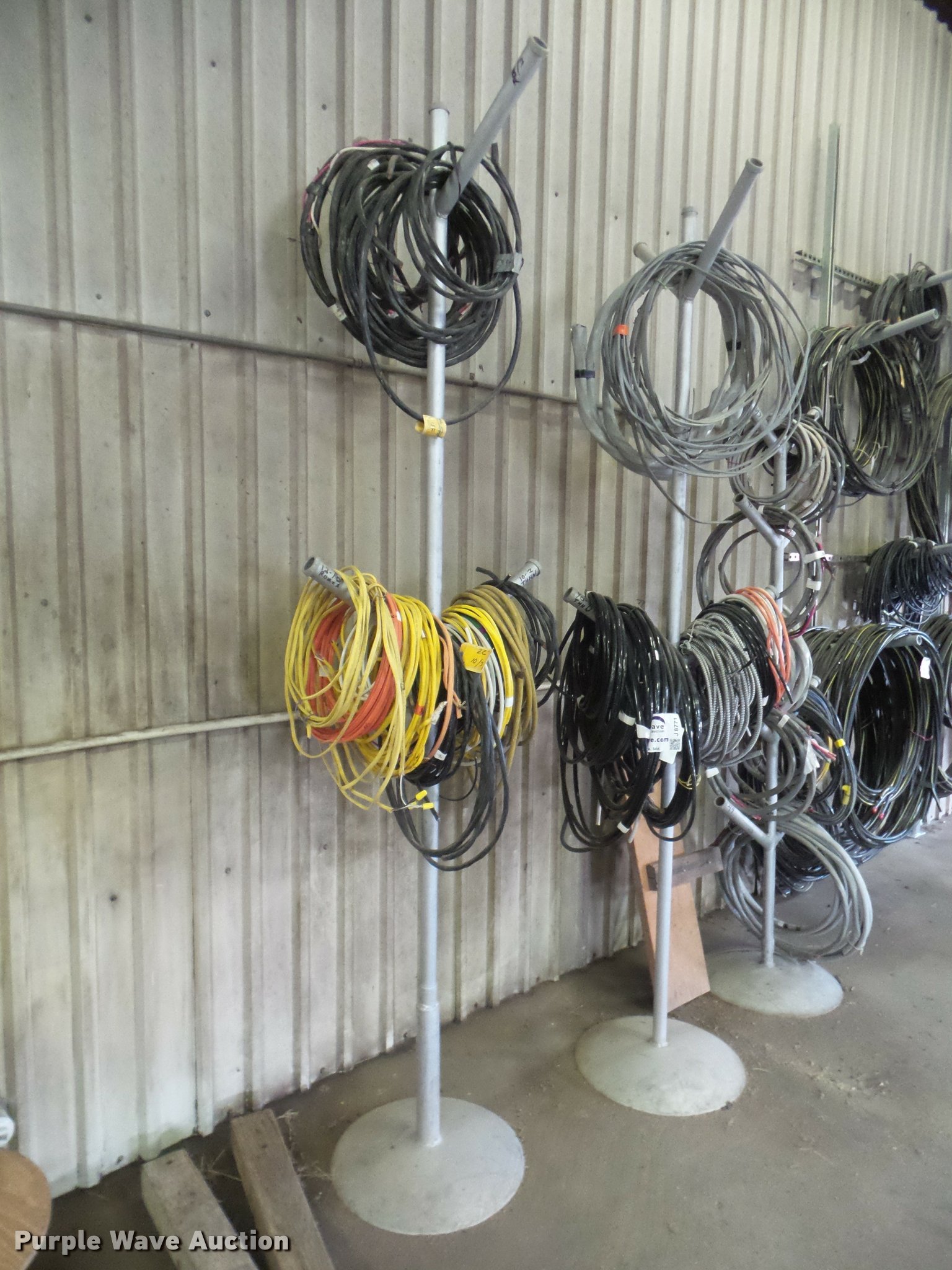 Flex Romex wire in WaKeeney, KS | Item J8771 sold | Purple Wave