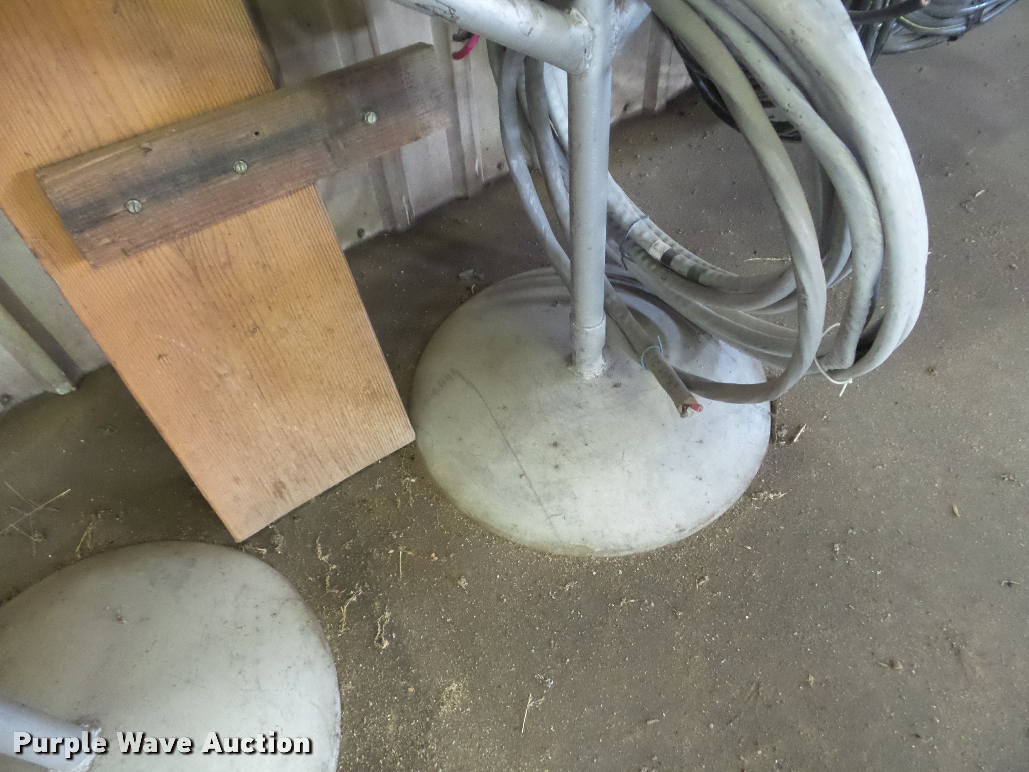 Flex Romex wire in WaKeeney, KS | Item J8771 sold | Purple Wave