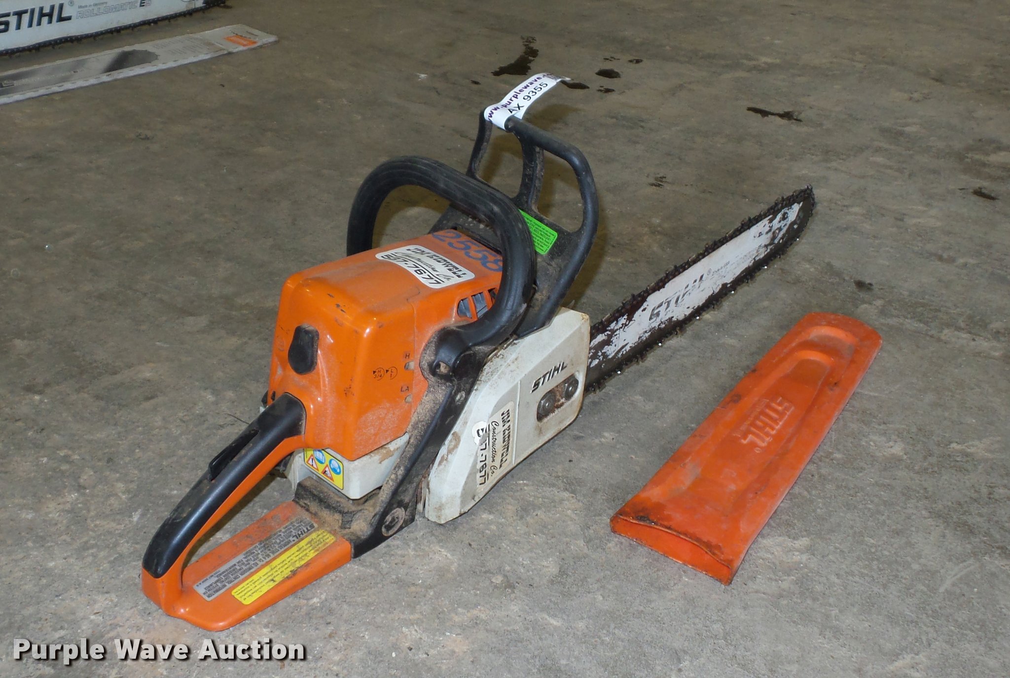 Stihl MS250 chain saw in Greenwood, MO | Item AX9355 sold | Purple Wave