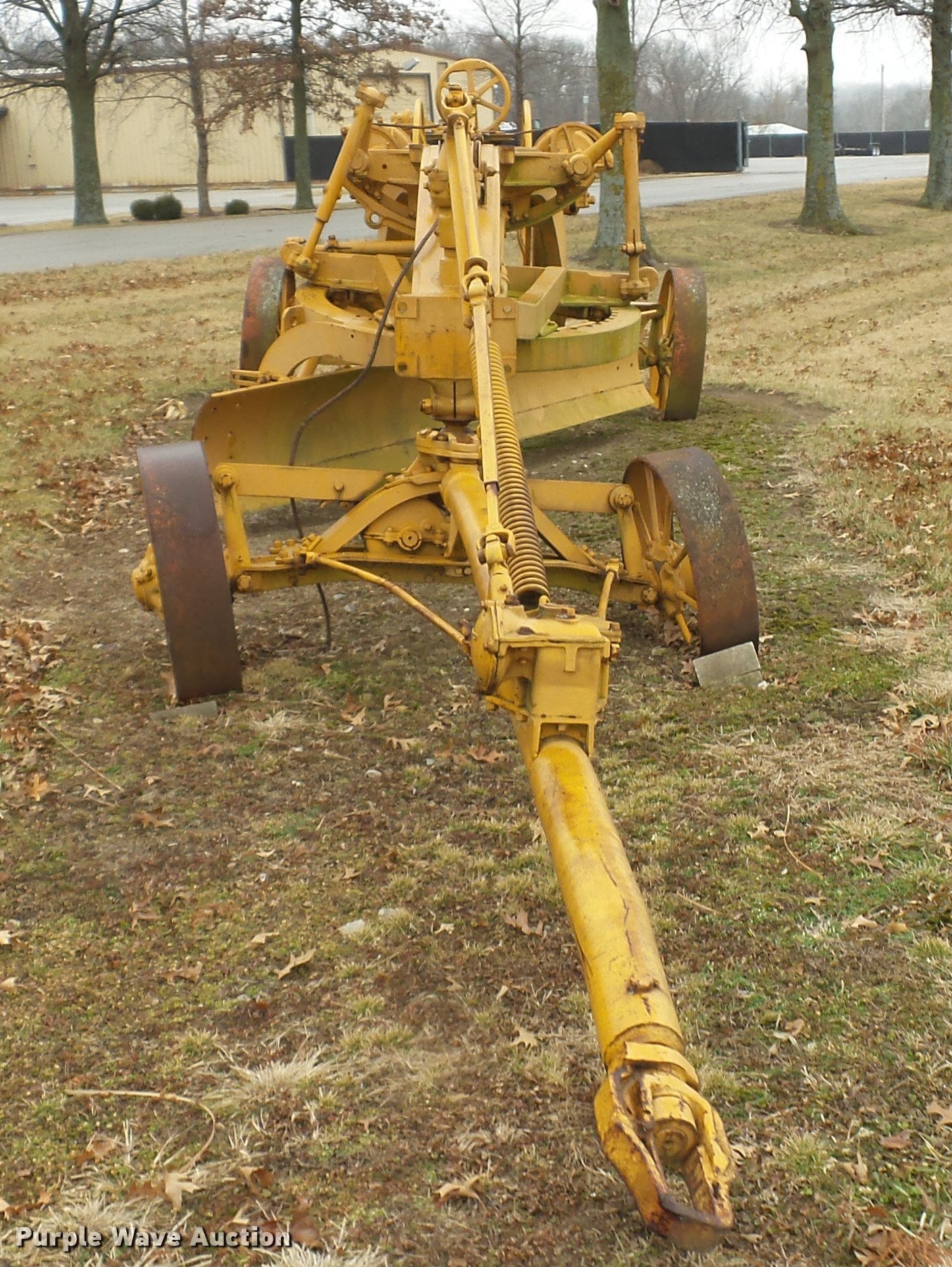 Caterpillar pull type grader in Greenwood, MO | Item DA5871 sold ...