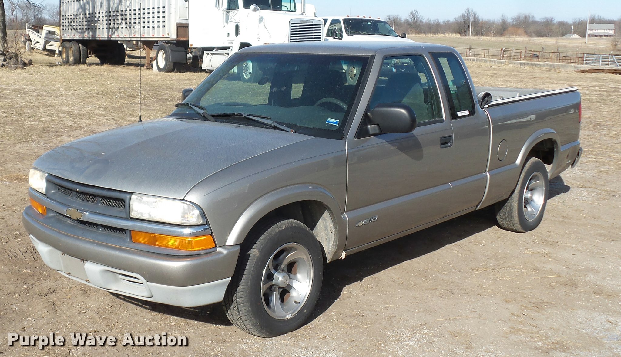 2000 Chevrolet S10 Ext. Cab pickup truck in Harrisonville, MO | Item ...