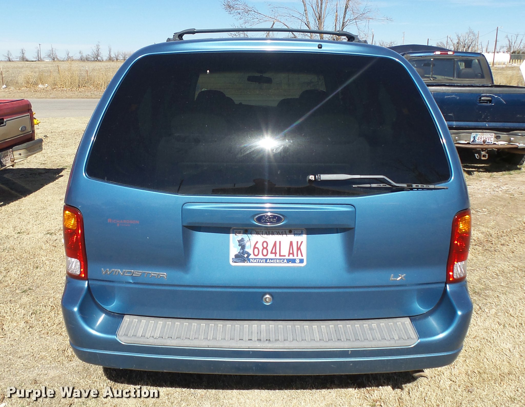 2003 Ford Windstar van in Laverne, OK | Item DB1930 sold | Purple Wave
