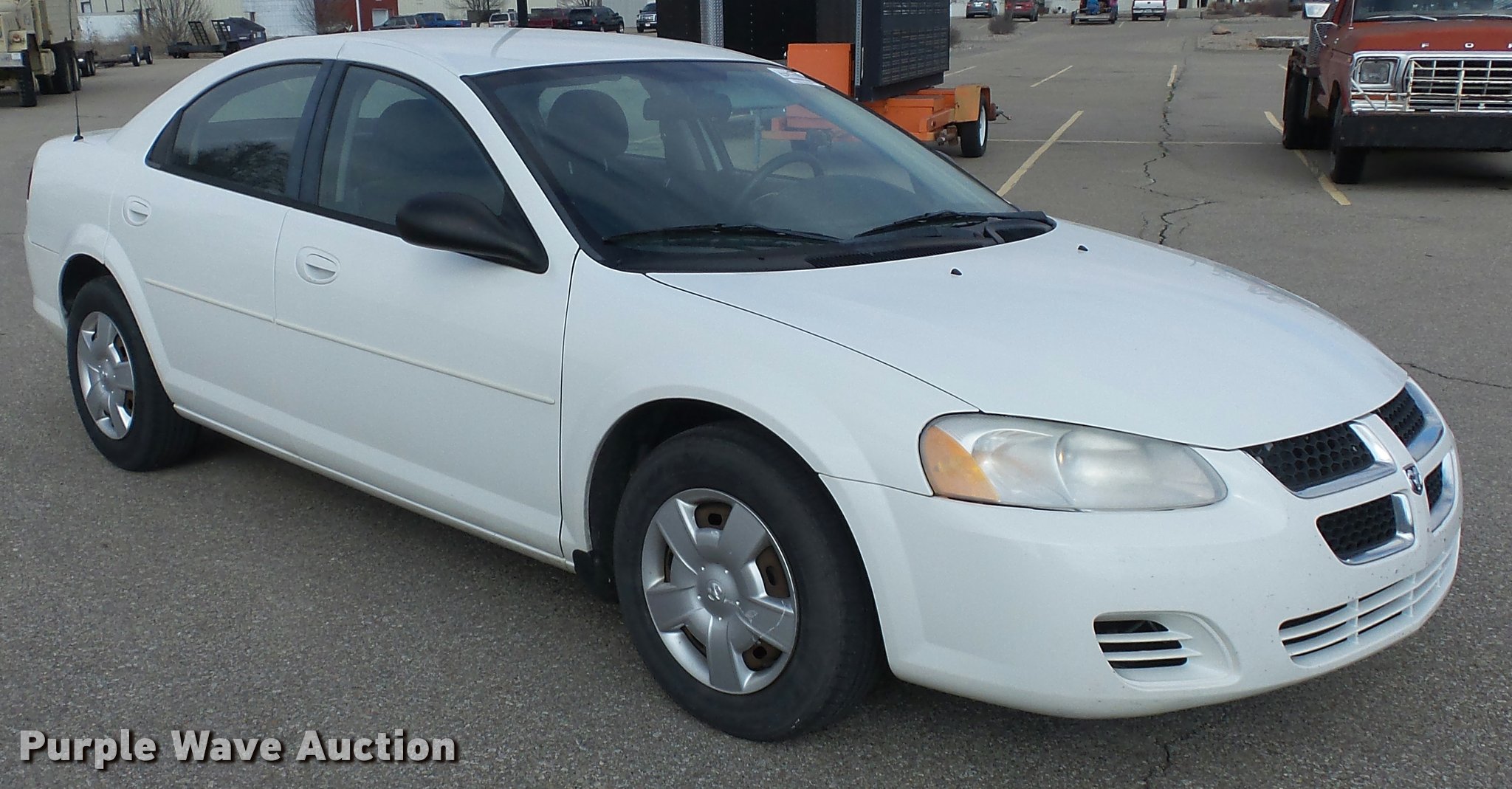 2006 Dodge Stratus SXT in Manhattan, KS | Item DB3781 sold | Purple Wave