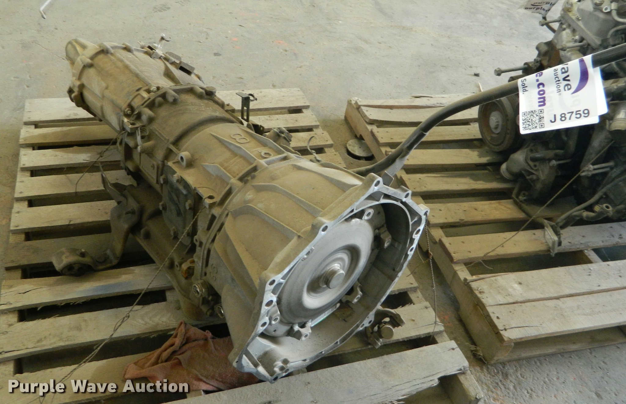 Chevrolet transmission and transfer case in Goodland, KS | Item J8759 ...