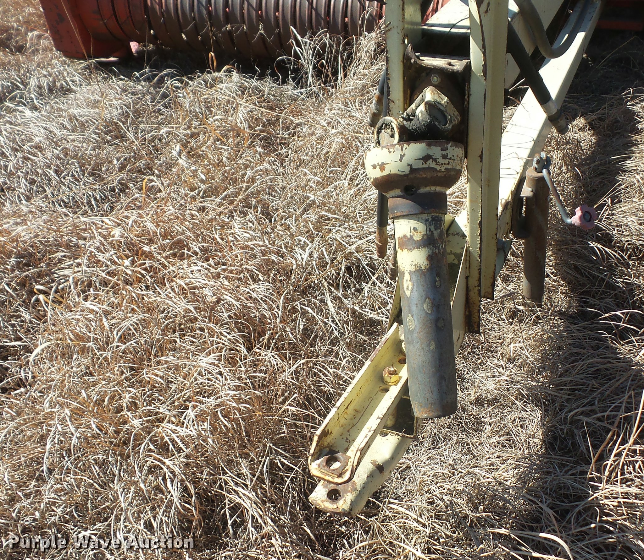 Gehl CB600 silage cutter in Baldwin City, KS | Item F1502 sold | Purple ...