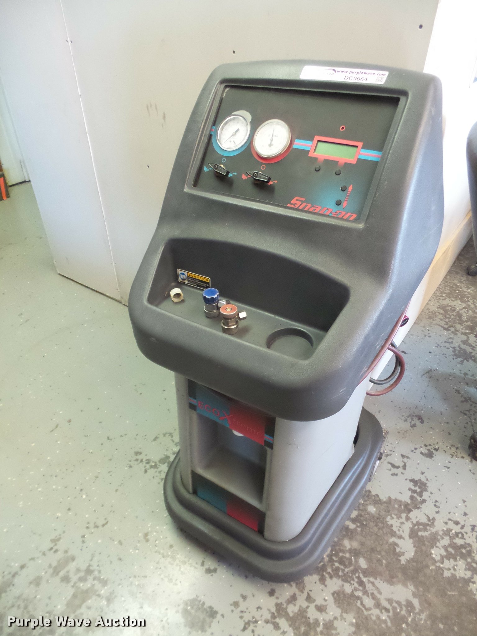 Snap-On Eco-Xtreme AC reclaimer unit in McLouth, KS | Item DC9064 sold ...