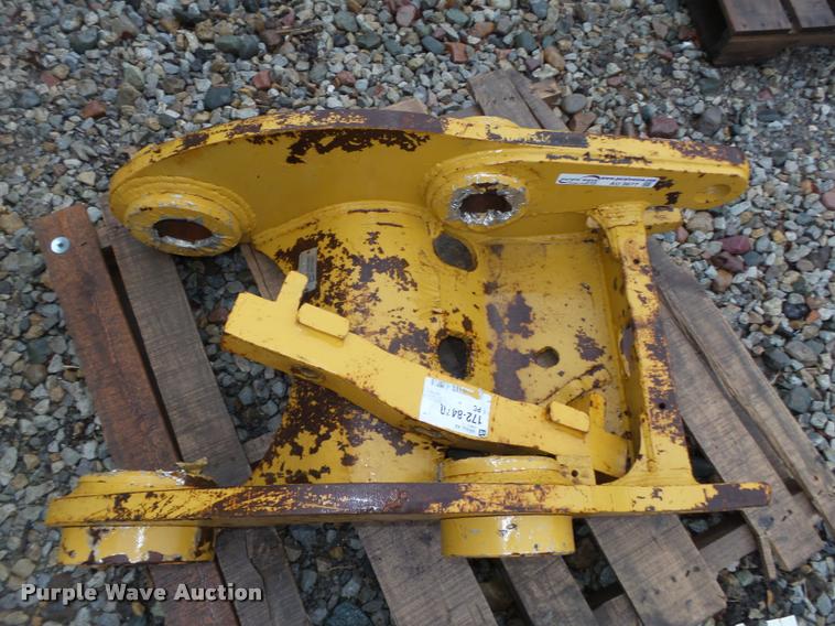 Caterpillar 330C dedicated wedge lock quick coupler in Red Oak, IA ...