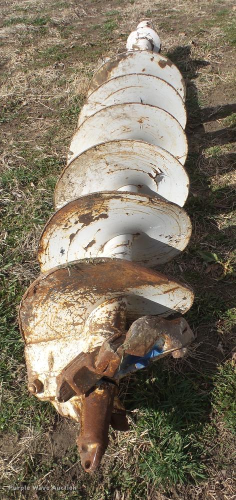 Altec auger in Highland, KS | Item DC9131 sold | Purple Wave