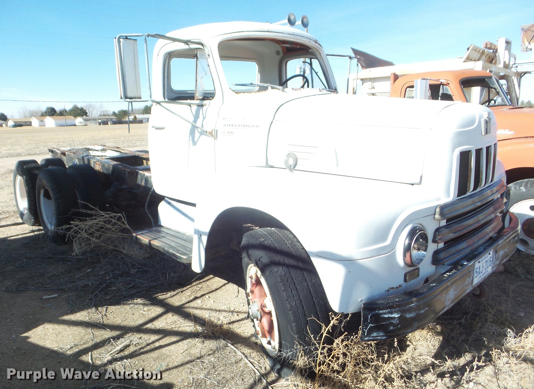 1958 International R190 truck chassis in Burlington, CO | Item DA7682 ...