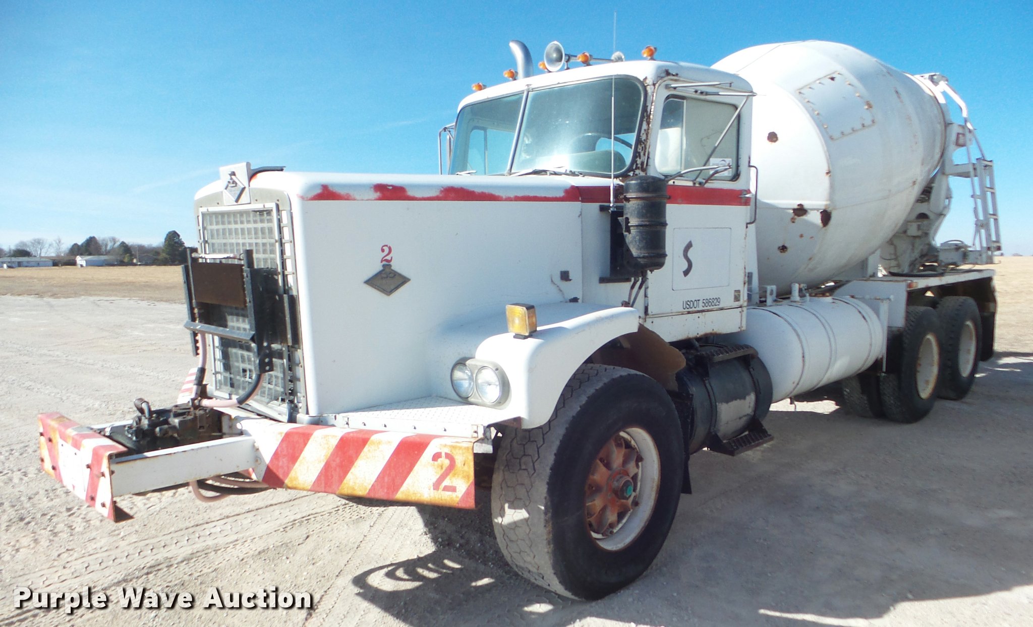 1972 Diamond Reo ready mix truck in Burlington, CO | Item DA7688 sold ...