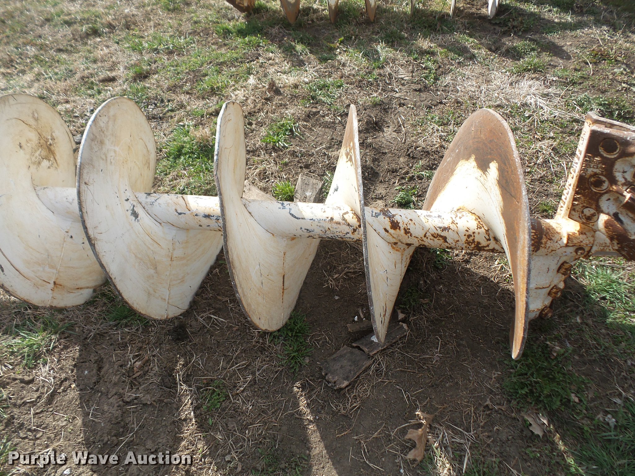 Altec auger in Highland, KS | Item DC9132 sold | Purple Wave