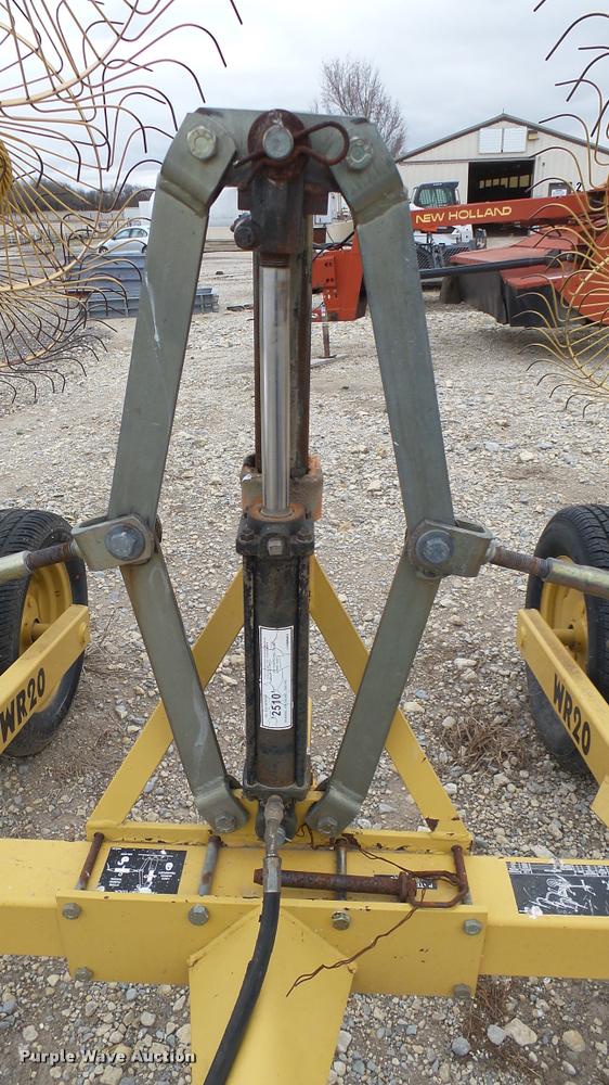 Vermeer WR20 wheel hay rake in Benton, KS | Item CB9585 sold | Purple Wave