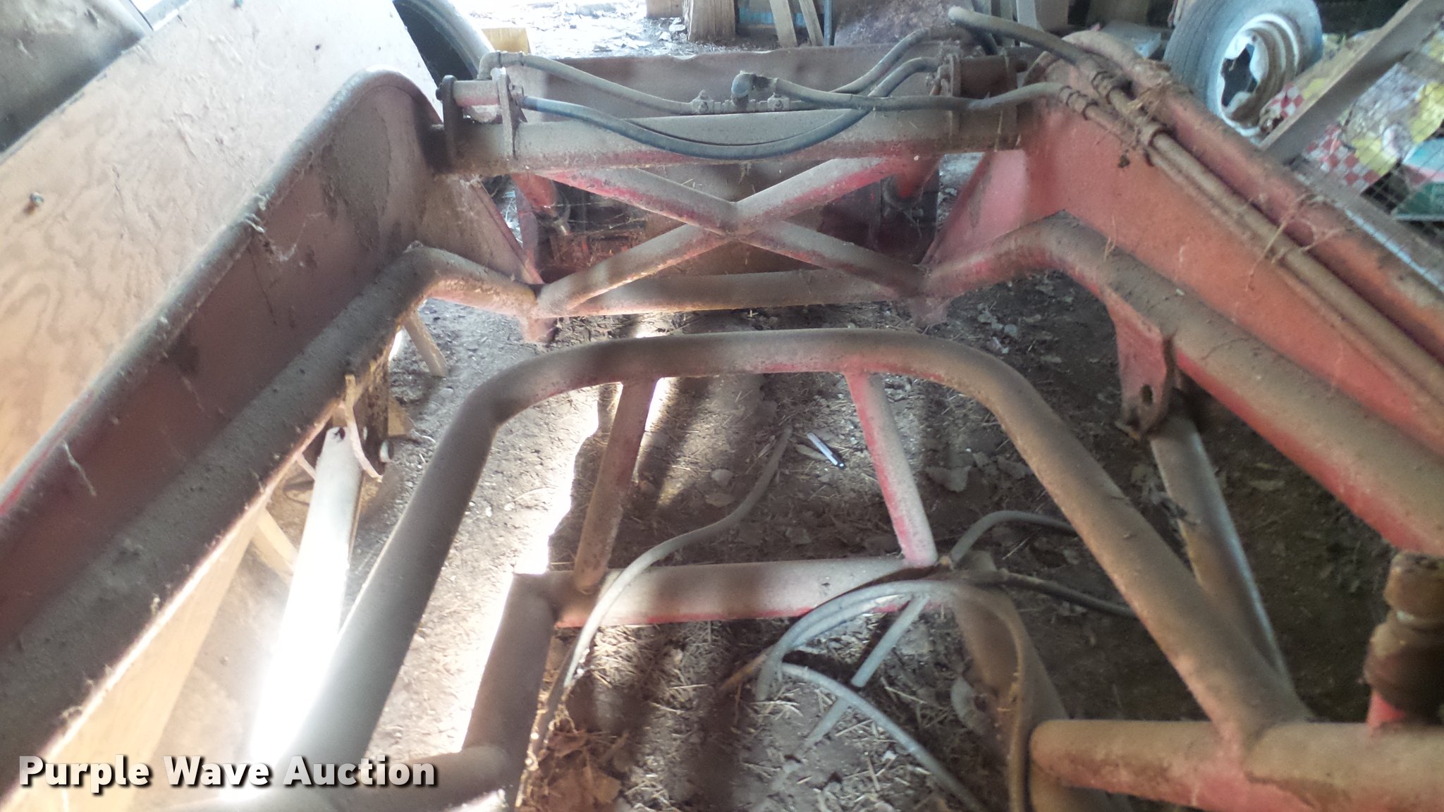 Wagner loader in Hutchinson, KS | Item DQ9835 sold | Purple Wave