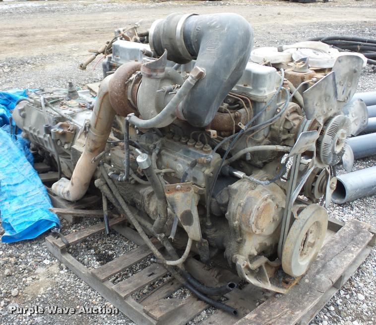 Mack six cylinder diesel engine in Cottleville, MO | Item BI9199 sold ...