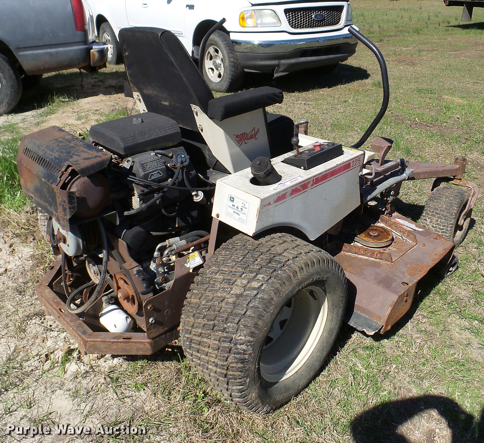 Grasshopper 225 ZTR lawn mower in Coleman, OK | Item DG9675 sold ...