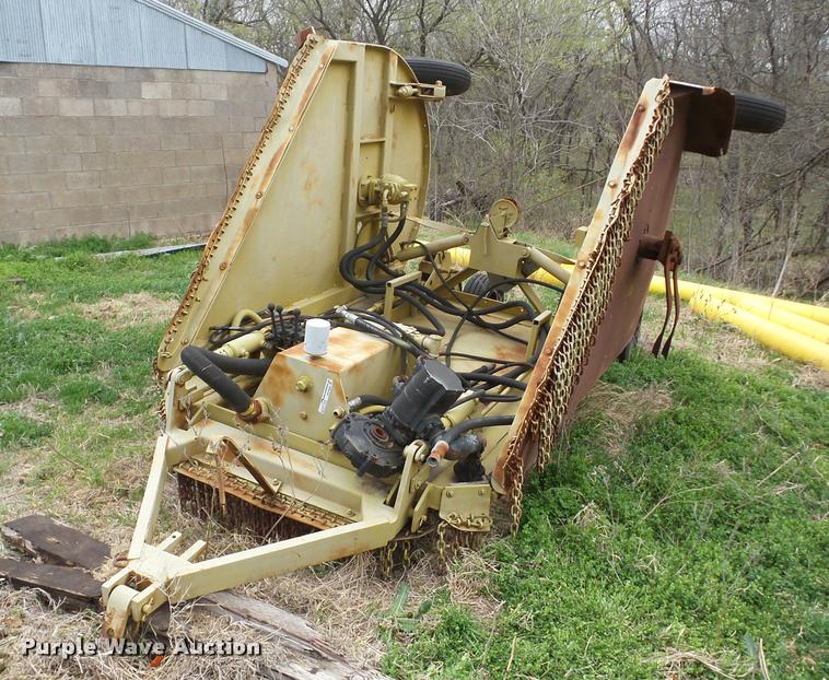 Alamo batwing rotary mower in Talala, OK | Item AG9006 sold | Purple Wave