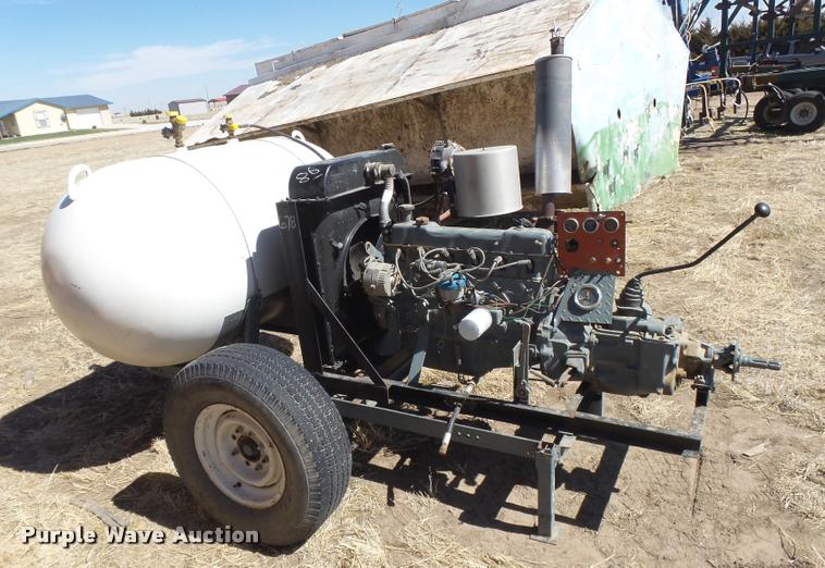 Ford 300 six cylinder propane irrigation engine in Sublette, KS | Item ...