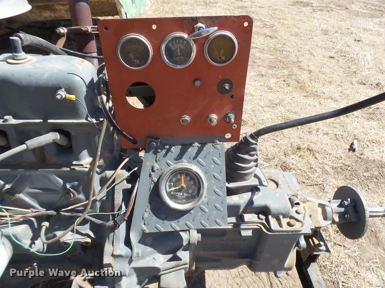 Ford 300 six cylinder propane irrigation engine in Sublette, KS | Item ...