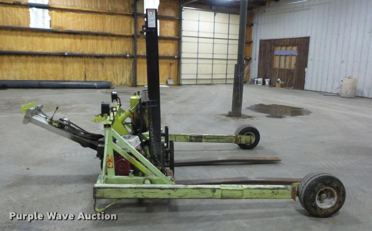 2012 Donkey & Burro B13-3K forklift in Saint Joseph, MO | Item BH9264 ...
