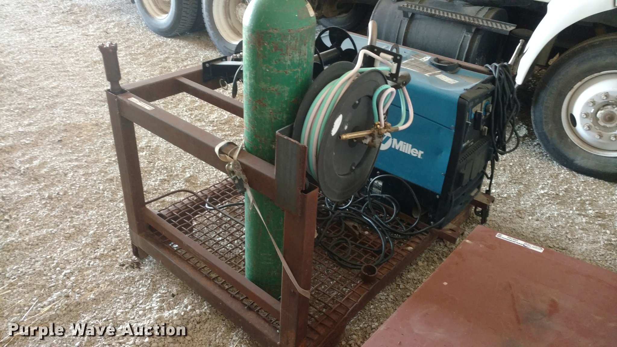 Steel welding rig skid unit in Hope, KS | Item DI9783 sold | Purple Wave
