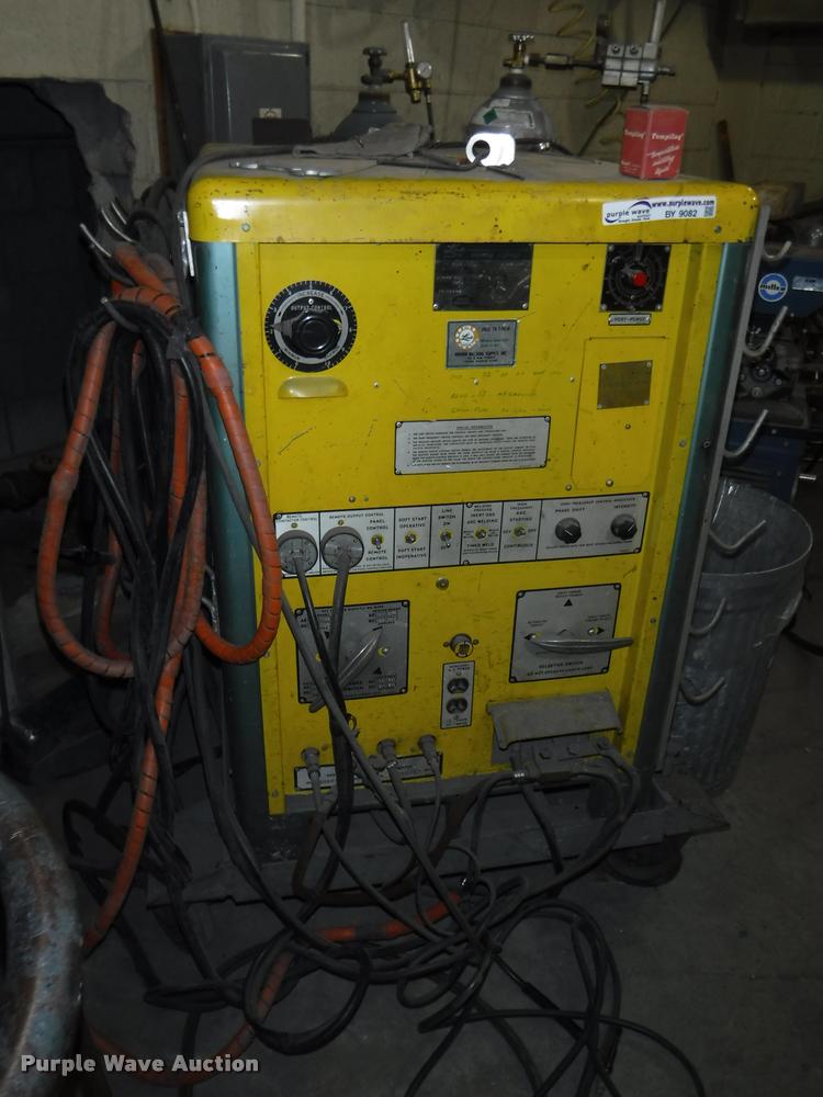 Linde TIG welder in Manhattan, KS | Item BY9082 sold | Purple Wave