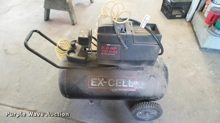 Excell air compressor in Lyons, KS | Item DS9038 sold | Purple Wave