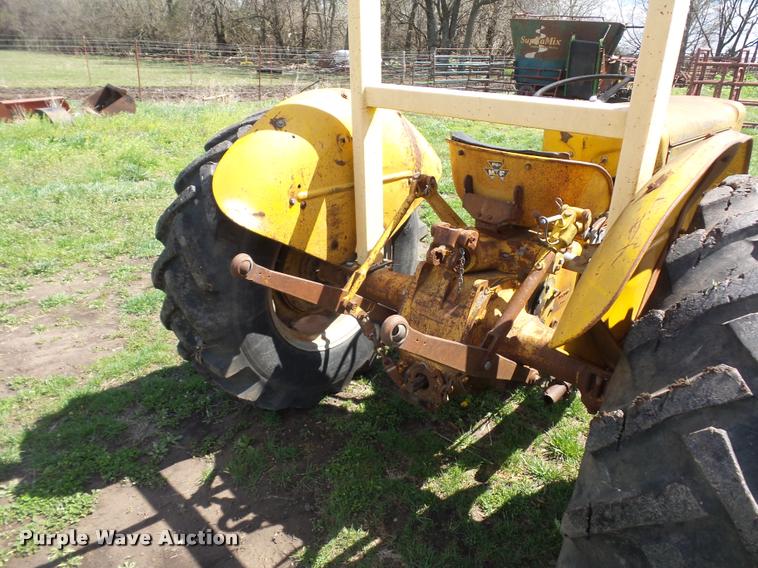 Massey-Ferguson Work Bull 202 tractor in Harrisonville, MO | Item ...
