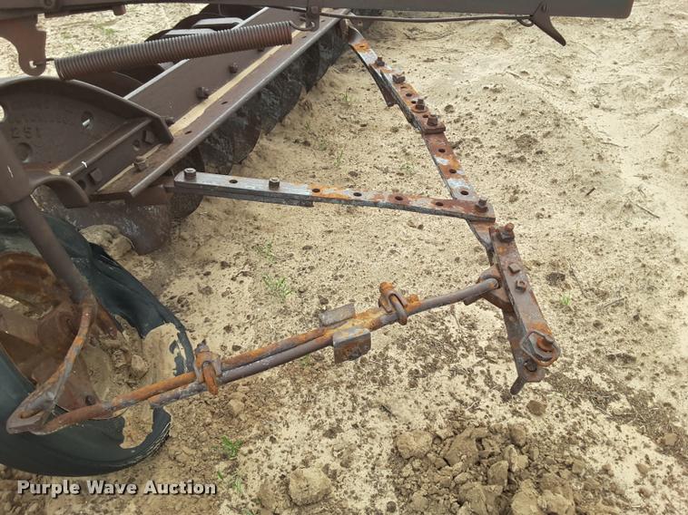 Krause 251 one-way disk in Ulysses, KS | Item DJ9809 sold | Purple Wave