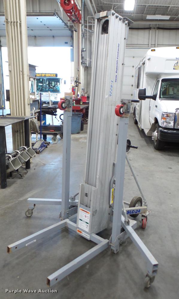 Genie SLC-24 in Topeka, KS | Item DA1910 sold | Purple Wave