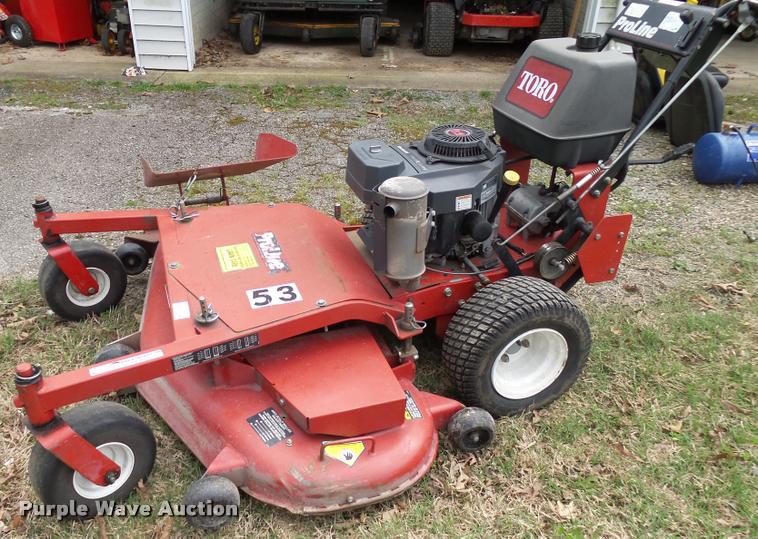 Toro Proline lawn mower in Camdenton, MO | Item DA9091 sold | Purple Wave