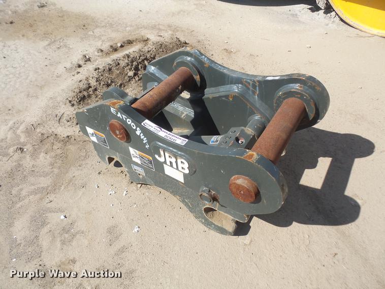 JRB hydraulic quick coupler in Lansing, KS | Item DC9245 sold | Purple Wave