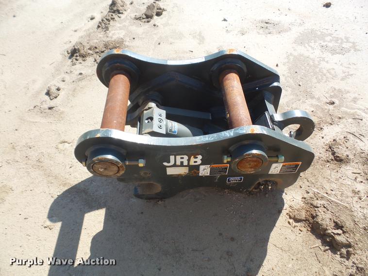 JRB hydraulic quick coupler in Lansing, KS | Item DC9245 sold | Purple Wave