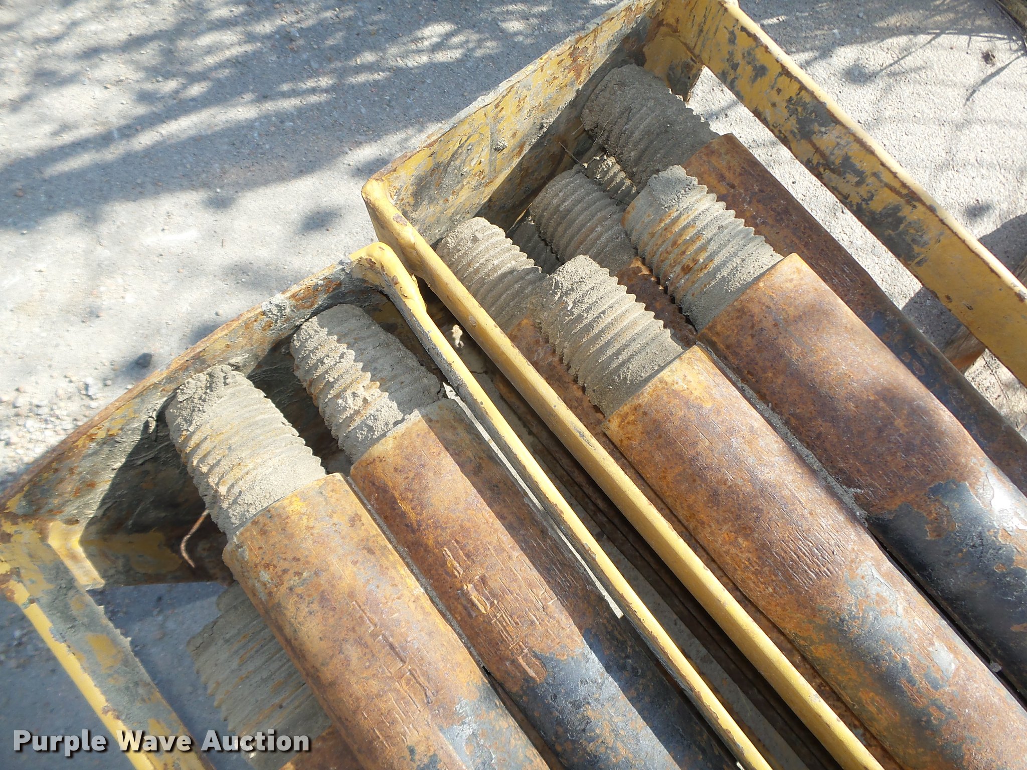 (22) Vermeer boring rods in Lincoln, NE | Item AU9578 sold | Purple Wave