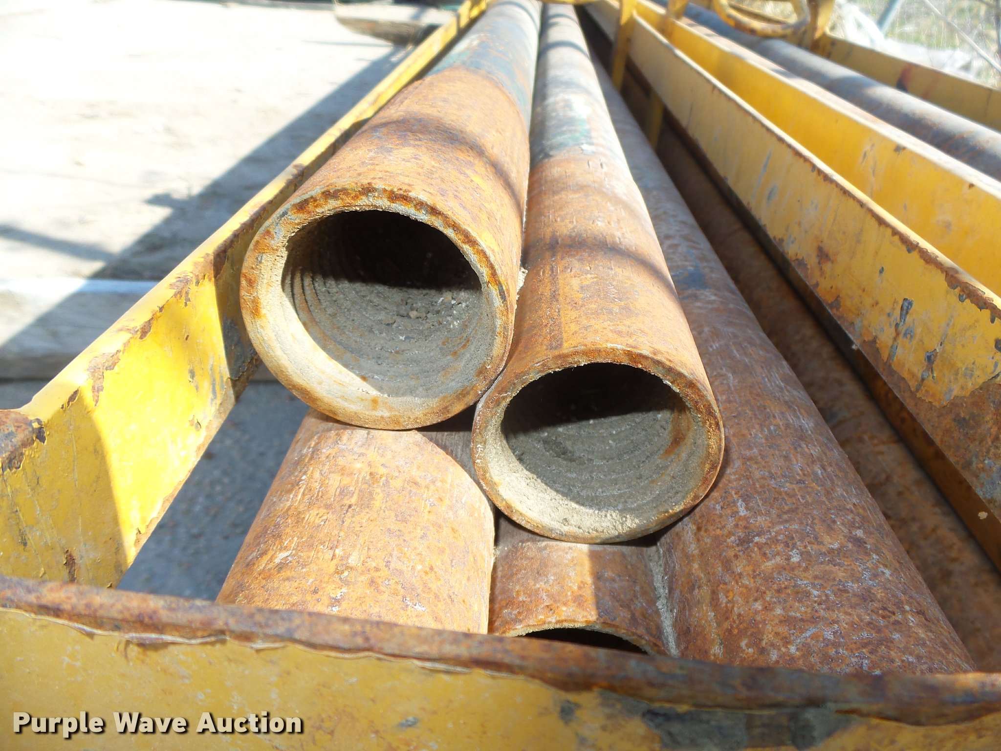 (22) Vermeer boring rods in Lincoln, NE | Item AU9578 sold | Purple Wave