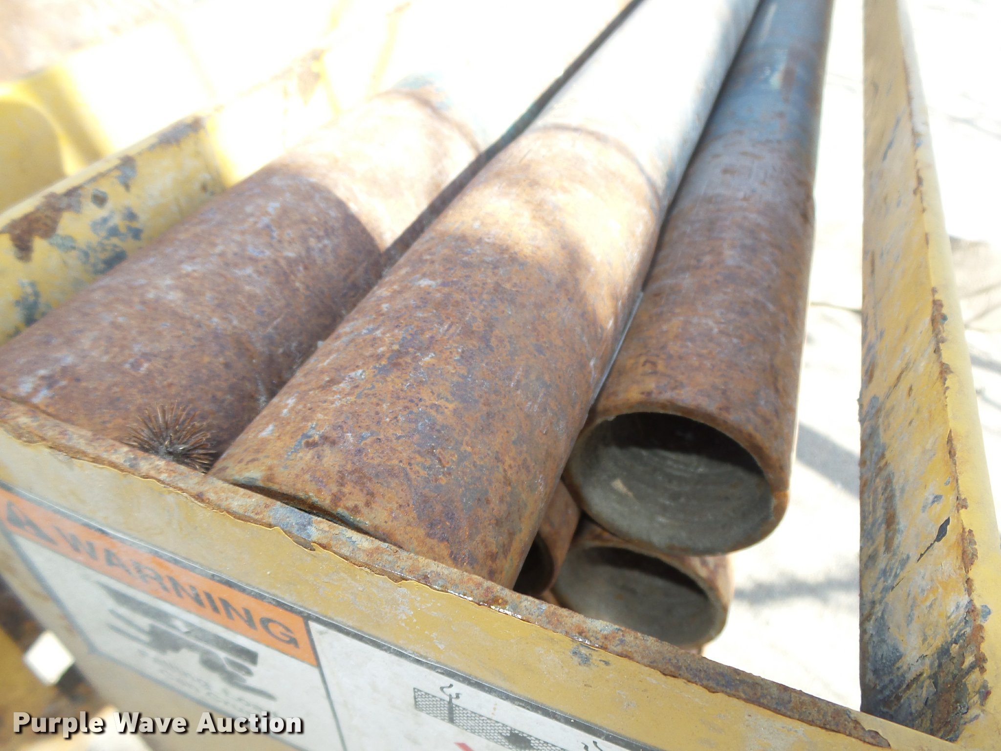 (22) Vermeer boring rods in Lincoln, NE | Item AU9578 sold | Purple Wave