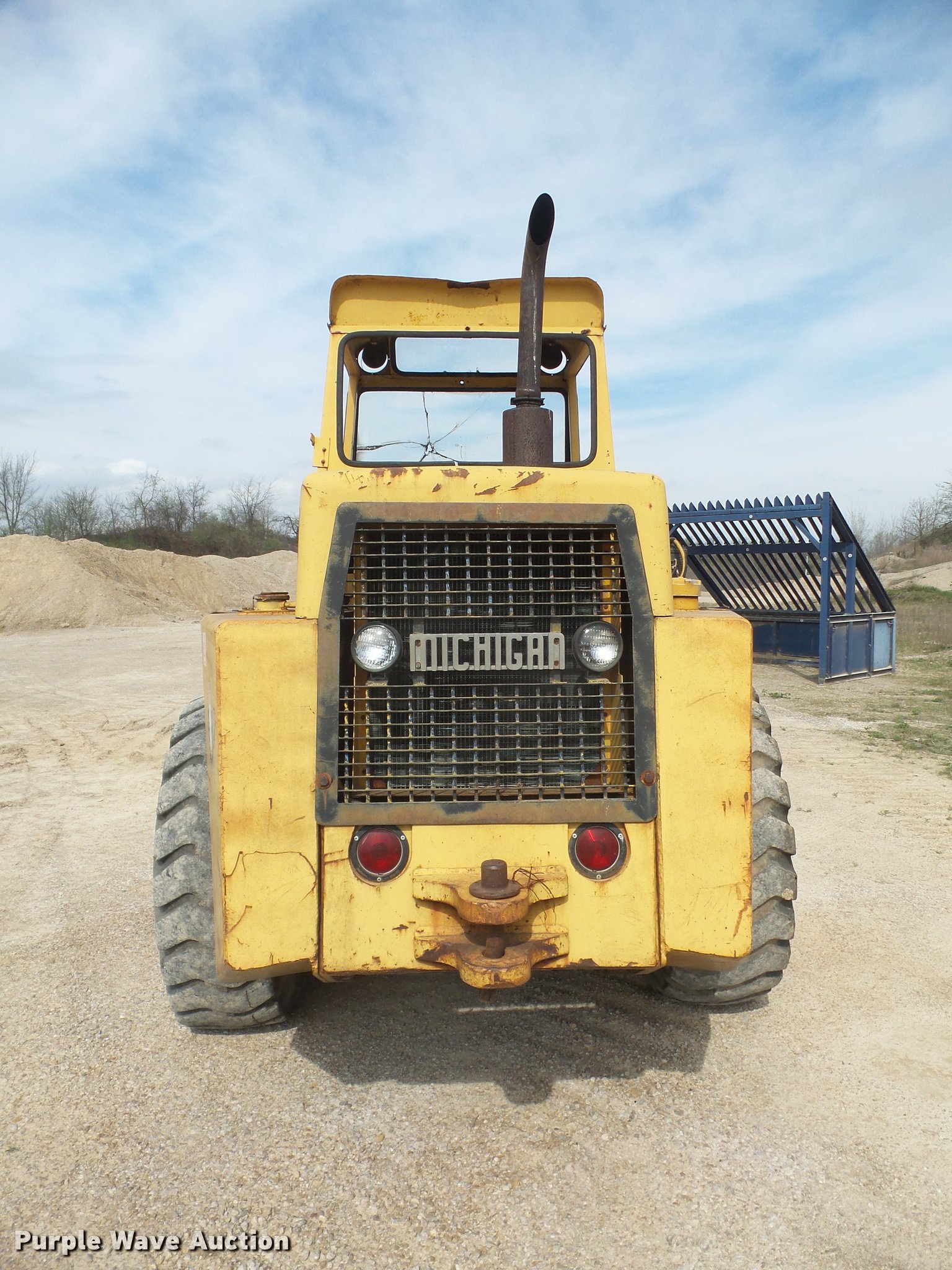 Michigan 75DGM wheel loader in Prescott, KS | Item DA8081 sold | Purple ...
